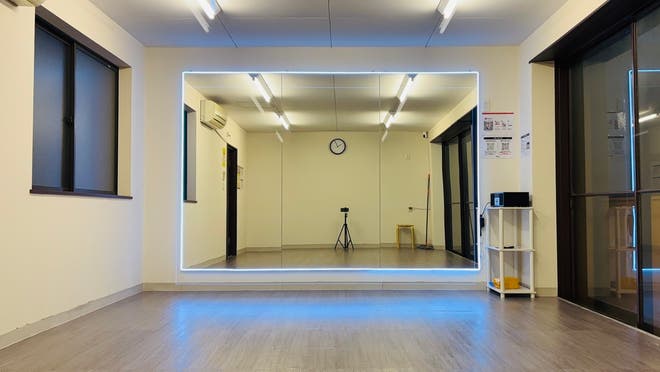 スタジオDancers名古屋今池Bスタジオ 当日予約可能!ダンスの個人練習やレッスンの開催に最適な多目的スペースですの写真4