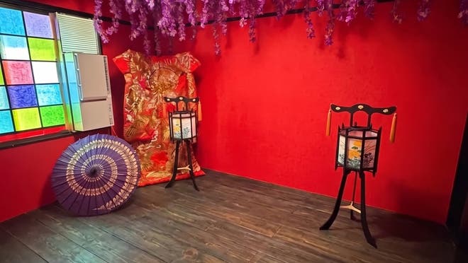 西院駅徒歩5分 「幻想的な和空間|藤の花に包まれる非日常ステイ|撮影・デートに最適」の写真1