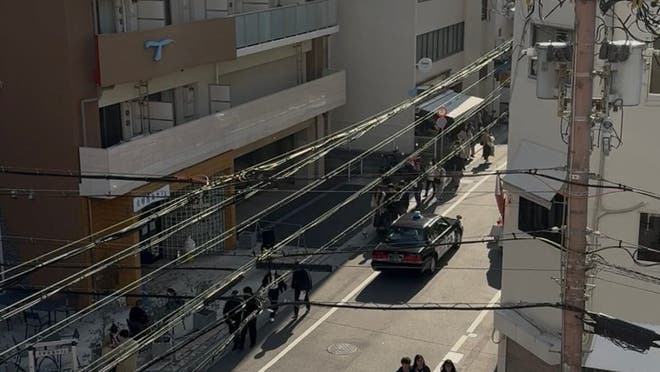 神戸の古着エリアの自然光が照らすレンタルスペースの写真9