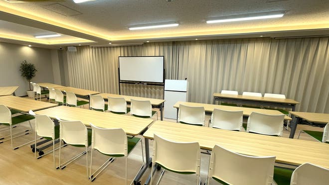 【Bst】飯田橋徒歩4分 最大44名!大スクリーン2台、防音、調光、備品0円、イベント、会議、セミナー、研修、講演、パーティーの写真4