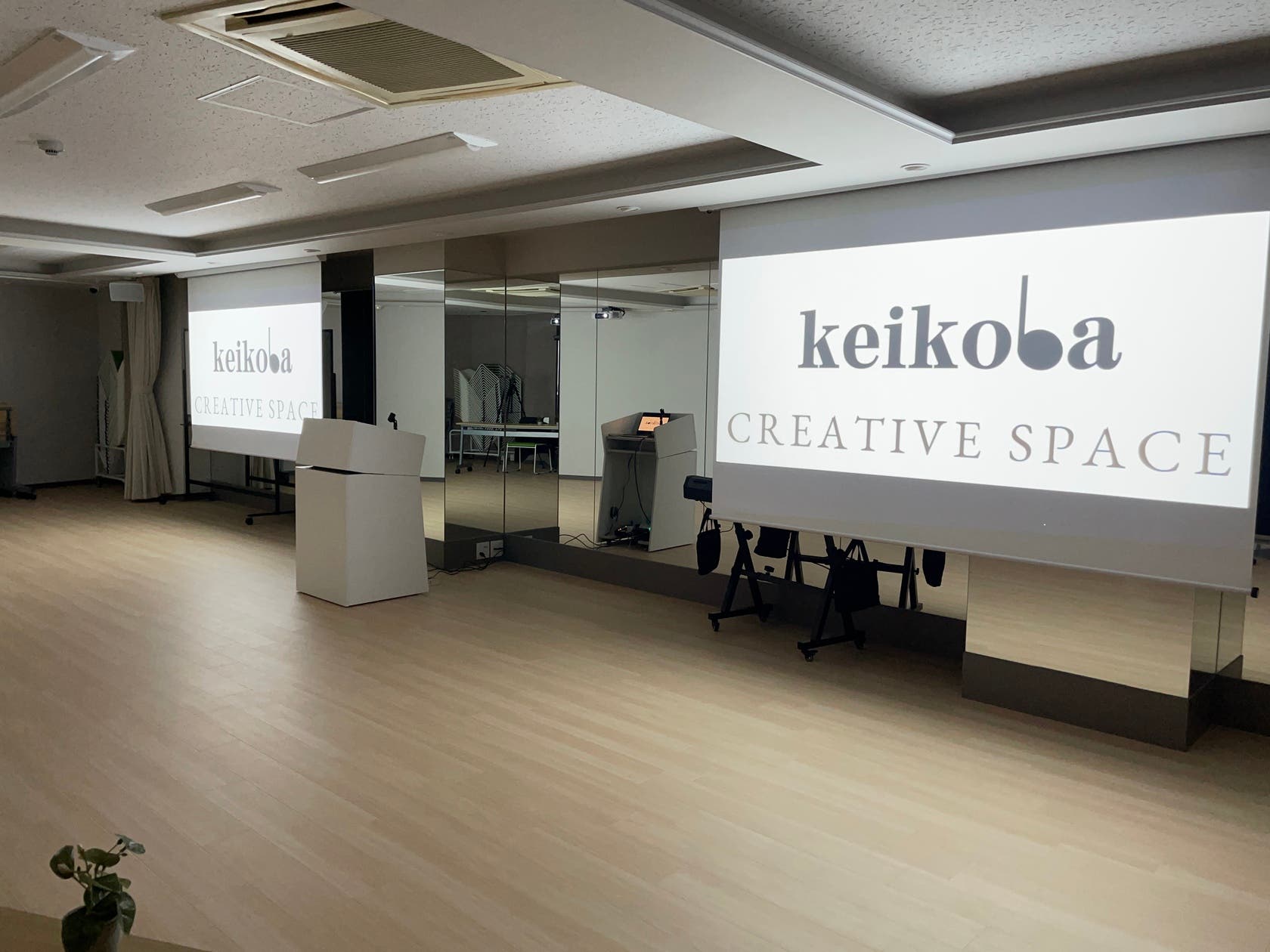 【Bst】飯田橋徒歩4分 最大44名！大スクリーン2台、防音、調光、備品0円、イベント、会議、セミナー、研修、講演、パーティーの写真14