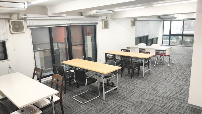 【大井町駅徒歩3分】完全個室広々80㎡ 貸会議室特★4k43インチディスプレイ・WIFI・ホワイトボード無料完備★の写真1