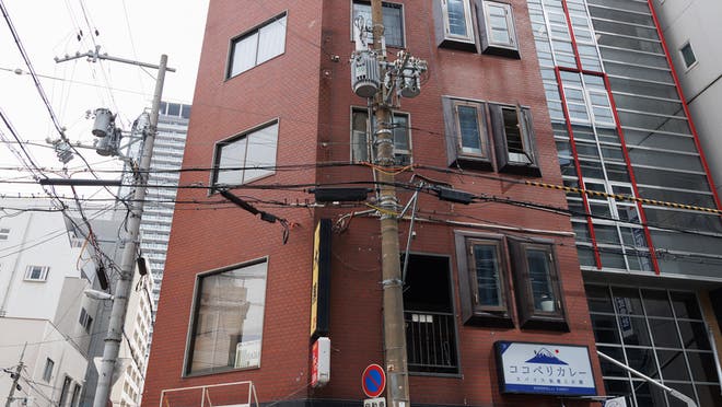 【OPEN特価】大阪天満宮駅徒歩1分南森町駅徒歩3分複数窓×照明機材多数の撮影スタジオ|メイクルーム・更衣室あり|天井高2.8mの写真5