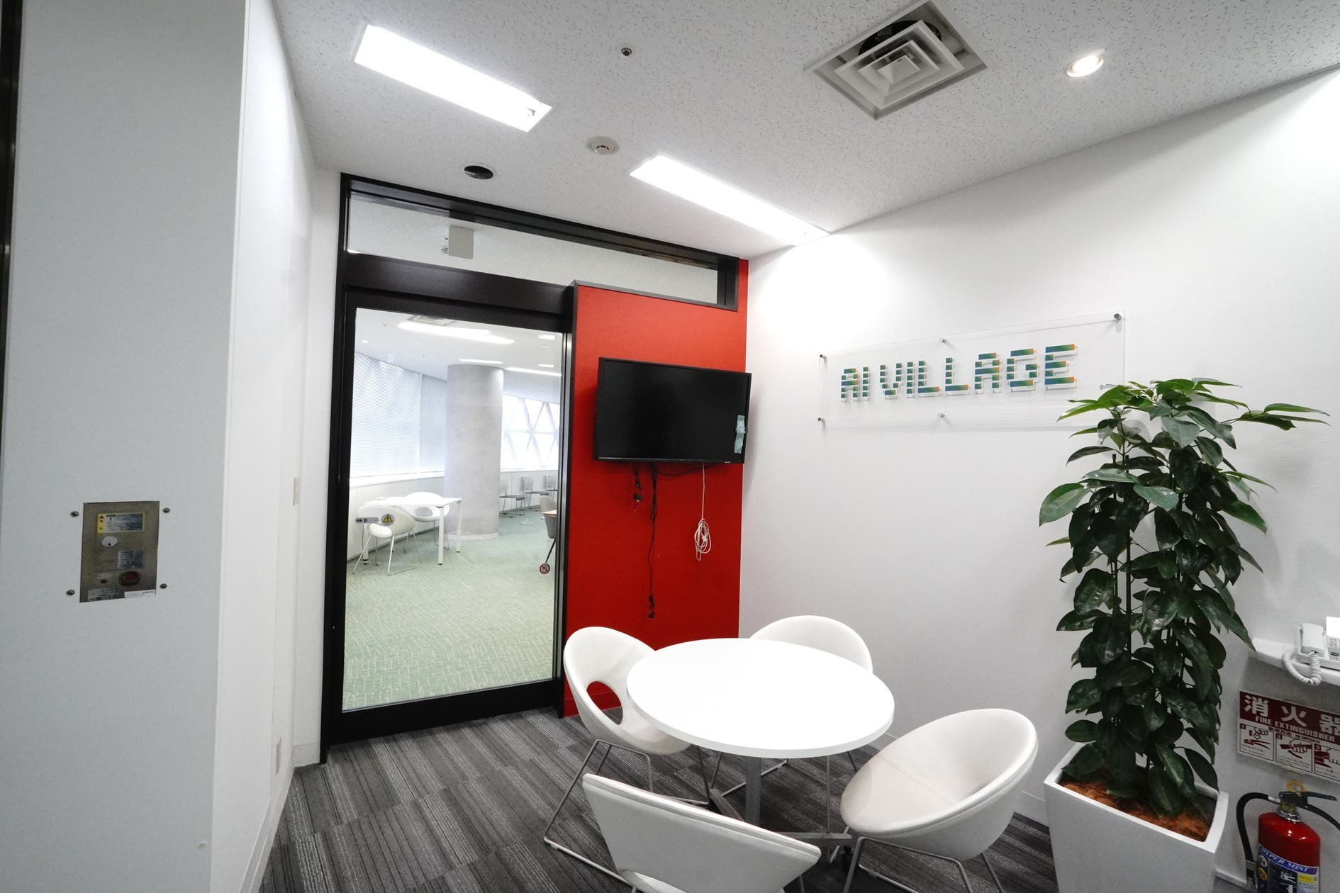＜AI VILLAGE SHIBUYA 4名半個室No.1＞渋谷駅徒歩6分コワーキングスペース✨光回線Wi-Fi📶電源🔌の写真8