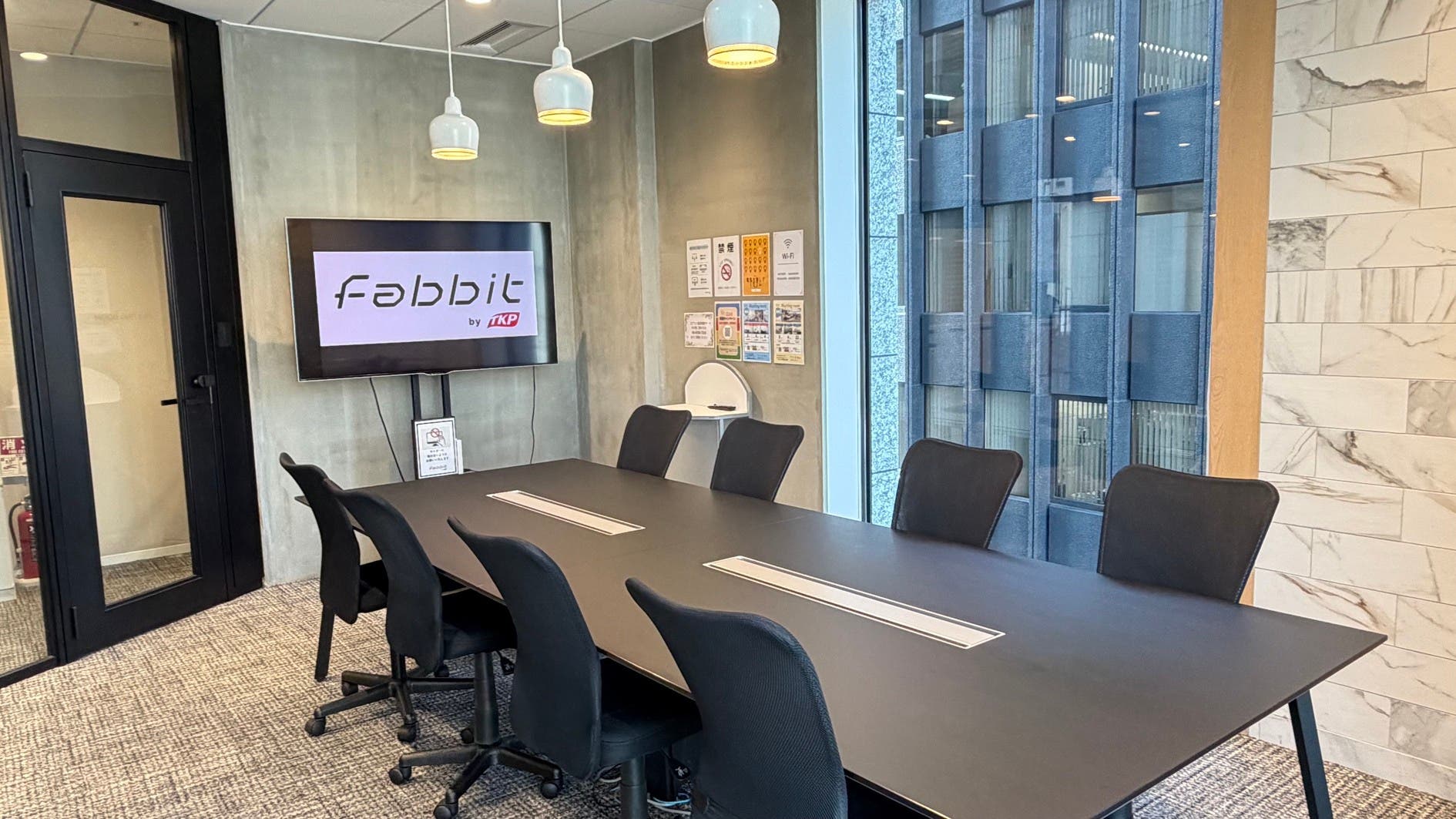 【fabbitGG大阪本町】ミーティングルームの写真1