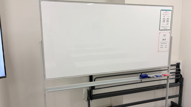 【fabbit大阪本町】セミナールームの写真5