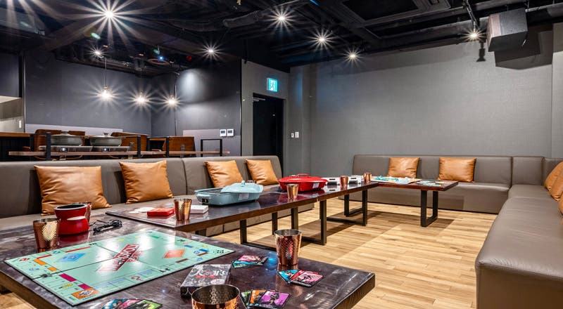 池袋駅西口3分🚃最大22名着席🎉カラオケ🎤バーカウンター🍸大画面プロジェクター🎬映画・大人気ゲーム機🎮