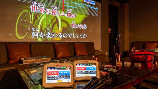 池袋駅西口3分🚃最大22名着席🎉カラオケ🎤バーカウンター🍸大画面プロジェクター🎬映画・大人気ゲーム機🎮の写真3
