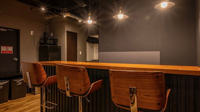 池袋駅西口3分🚃最大22名着席🎉カラオケ🎤バーカウンター🍸大画面プロジェクター🎬映画・大人気ゲーム機🎮の写真4