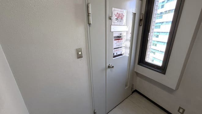 【茅場町駅0分】8F Room B /会議や商談に最適!モニター・ホワイトボード付きの写真16
