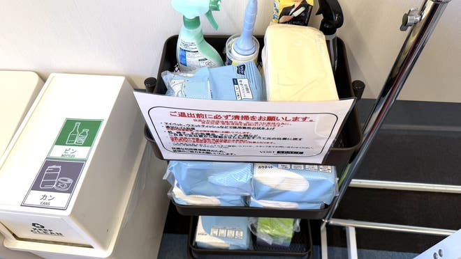 【茅場町駅0分】8F Room B /会議や商談に最適!モニター・ホワイトボード付きの写真13