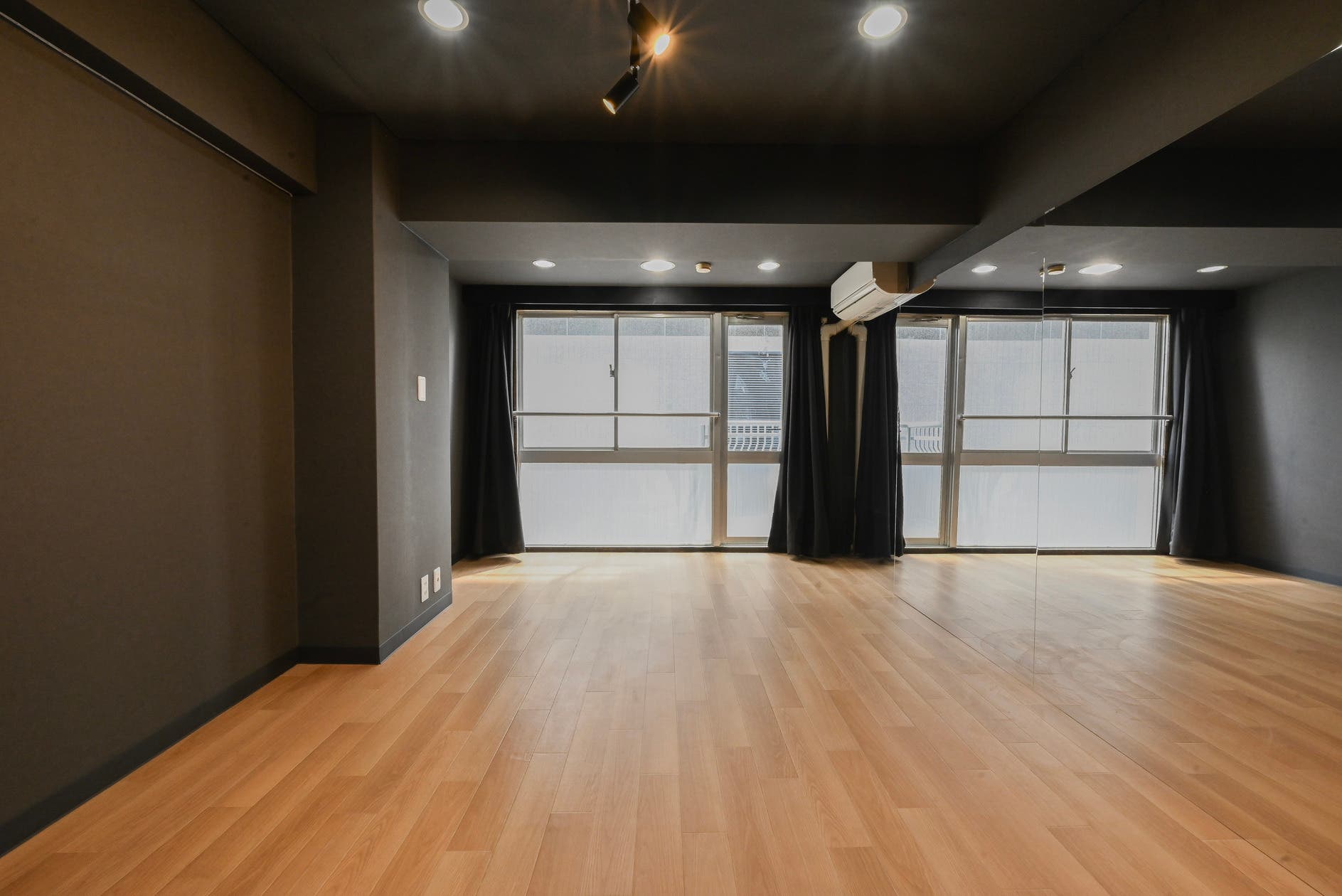 【 久屋大通駅徒1分］ダンスができるレンタルスタジオ【24時間営業】の写真2