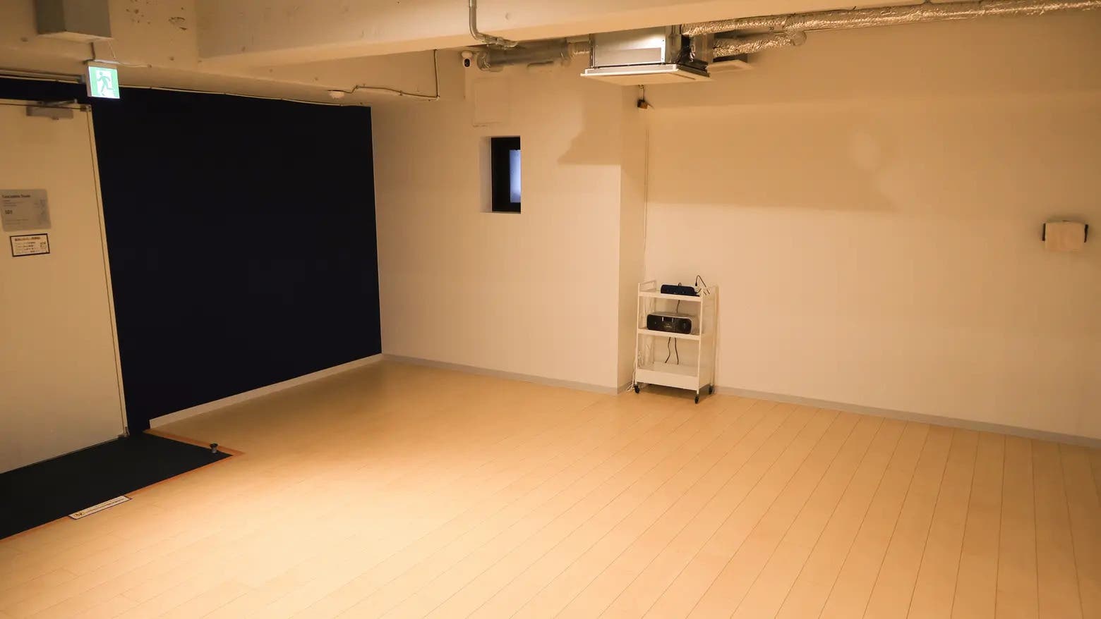 【🌟三角公園目の前🌟】ダンスもできるレンタルスタジオ｜24時間利用可能⏰幅5.4ｍ高さ2ｍの大型鏡の写真17