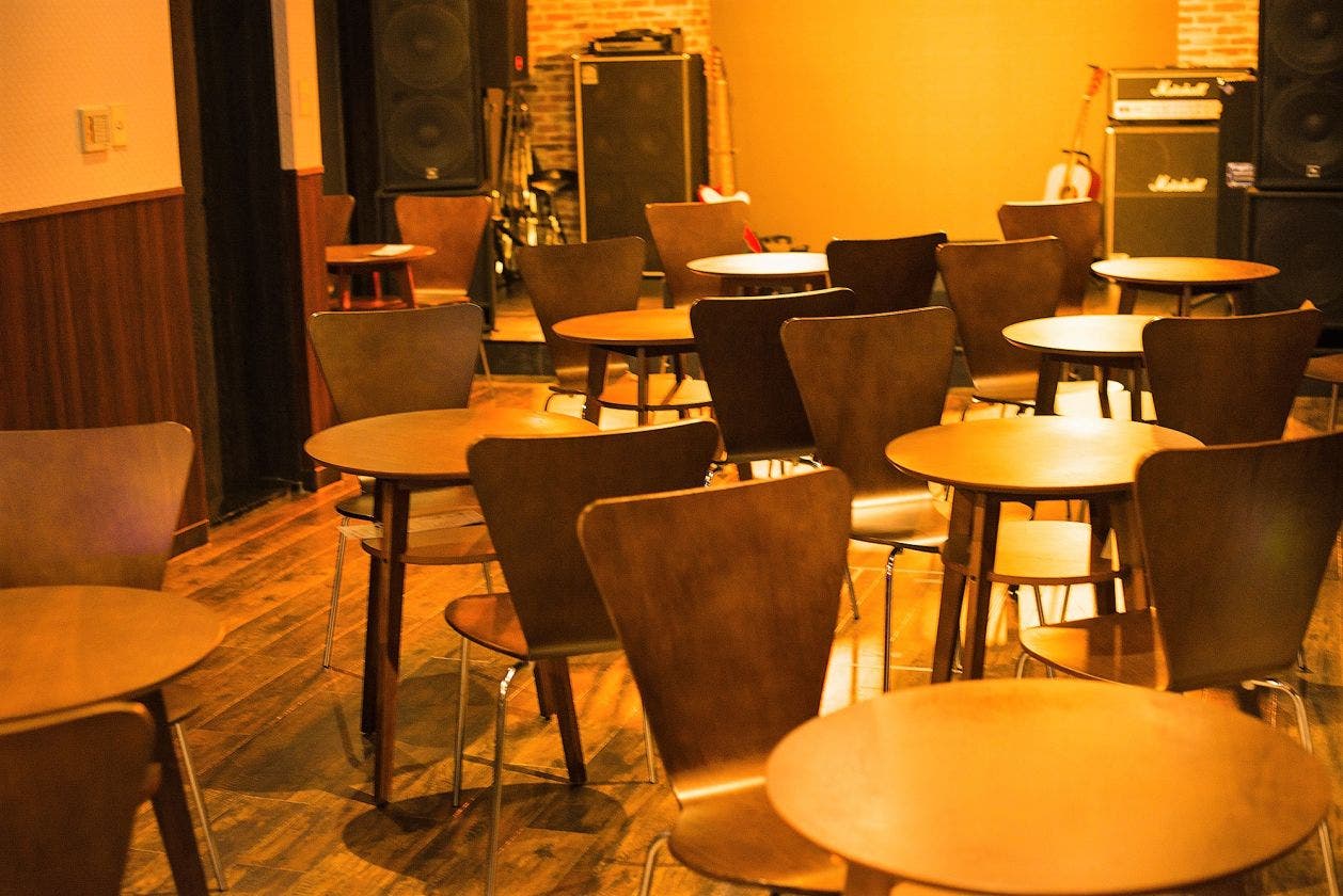 ライブイベント、パーティ、格安の飲み放題、食べ放題プラン完備。街コンなどにも最適！最大100人収容の多目的イベントスペースの写真5