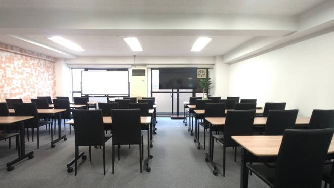 仙台駅西口徒歩5分/40名収容/会議/セミナー/研修/撮影/ボードゲーム/テレワーク/オフィス/個室/レンタル/オンラインの写真1