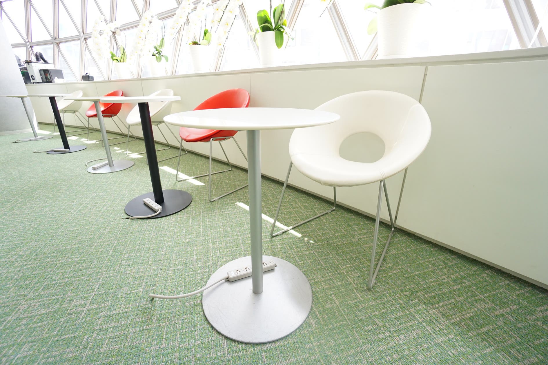 ＜AI VILLAGE SHIBUYA 1名用フリー席F3＞渋谷駅徒歩6分コワーキングスペース✨光回線Wi-Fi📶電源🔌の写真5