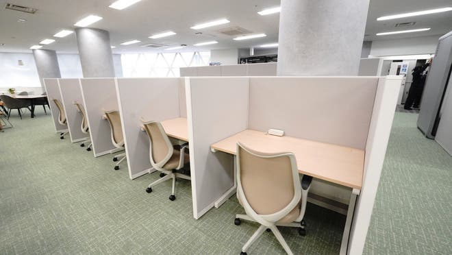 <AI VILLAGE SHIBUYA 1名半個室C2>渋谷駅徒歩6分コワーキングスペース✨光回線Wi-Fi📶電源🔌の写真2