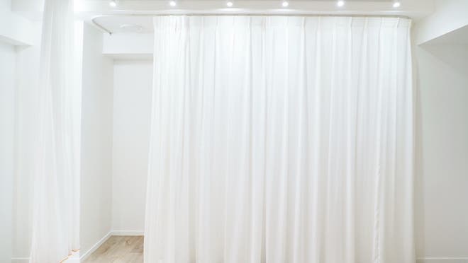 【名古屋市中区栄3丁目】撮影や展示会に最適。多彩なカーテンで「世界観」を自在に操るレンタルスペースの写真5
