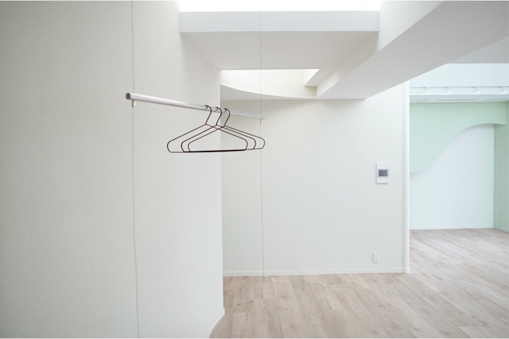 【名古屋市中区栄3丁目】撮影や展示会に最適。多彩なカーテンで「世界観」を自在に操るレンタルスペースの写真14