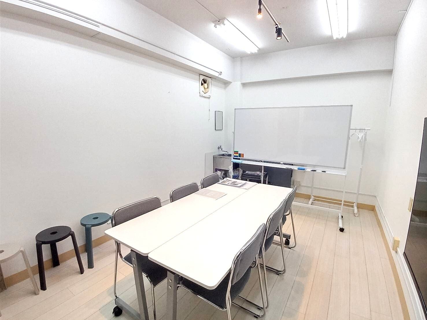 【🌟New🌟Open🌟 】１階で視認性抜群★岡山駅西口3分★wi-fi、50型モニター、ホワイトボード無料利用の写真5