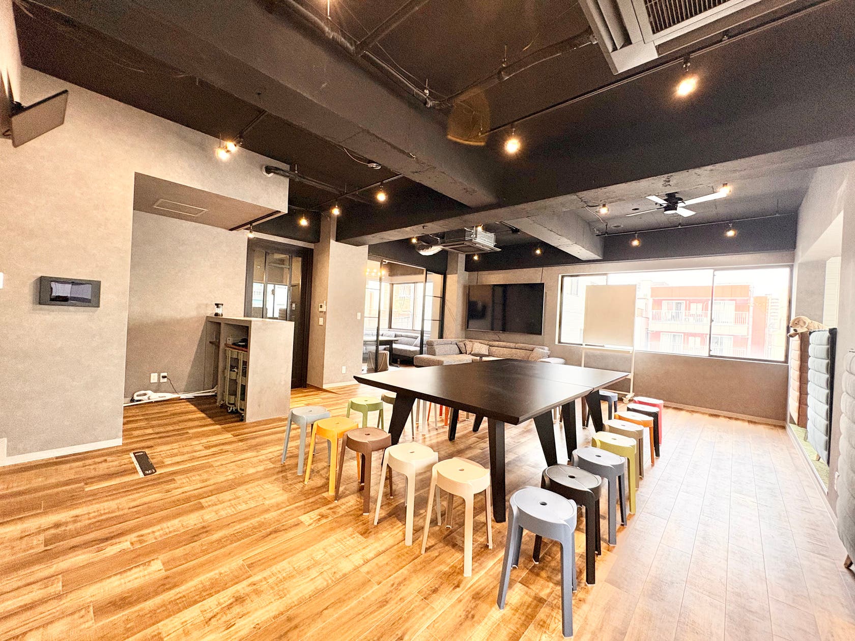 【浜町1分/人形町6分】最大50名/無料Wifi/会議・撮影・懇親会・推し会・女子会・ボドゲ等！アルコール飲食持込無料🍷の写真2