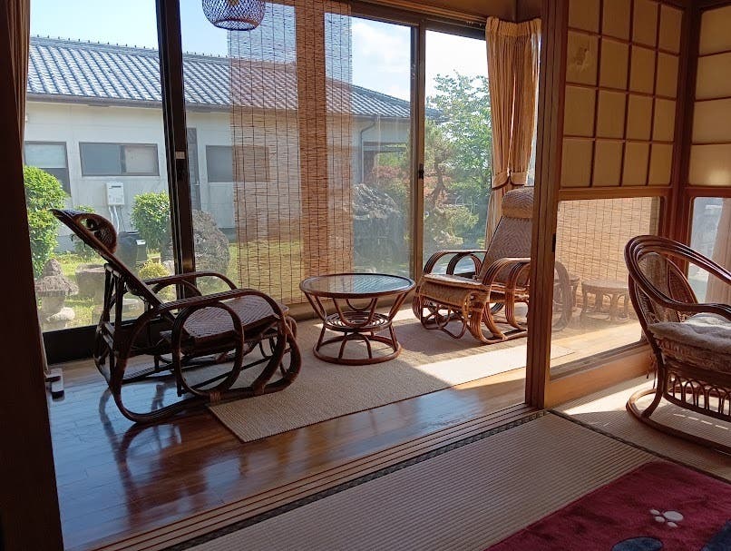 JR日豊本線山之口駅　徒歩3分！癒しの古民家ハウス　本館　初夏のパーティーご予約承っております。の写真5