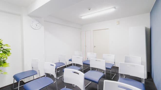 【札幌駅出口目の前!定員12名!】50型大型モニター・10Gbps光回線・WiFi全て無料!ふれあい貸し会議室 札幌No166の写真9