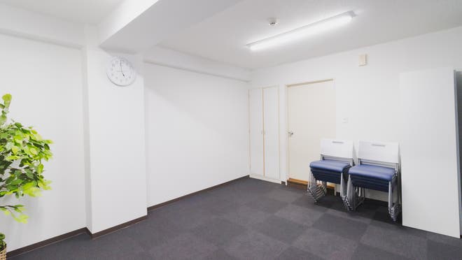 【札幌駅出口目の前!定員12名!】50型大型モニター・10Gbps光回線・WiFi全て無料!ふれあい貸し会議室 札幌No166の写真14