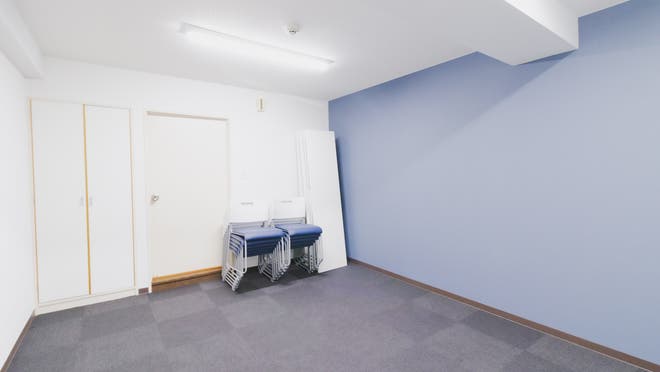 【札幌駅出口目の前!定員12名!】50型大型モニター・10Gbps光回線・WiFi全て無料!ふれあい貸し会議室 札幌No166の写真16
