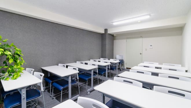 【札幌駅出口目の前!定員24名!】65型大型モニター・10Gbps光回線・WiFi全て無料!ふれあい貸し会議室 札幌No167の写真4
