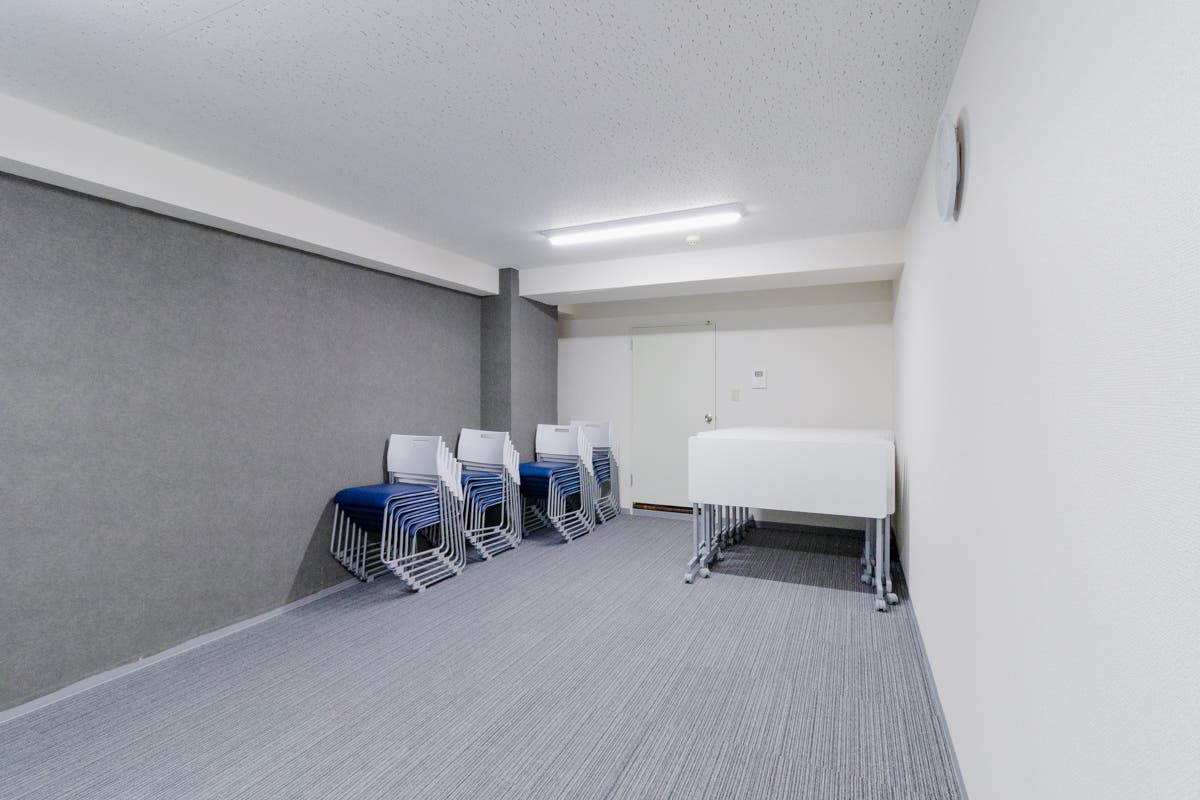 【札幌駅出口目の前！定員24名！】65型大型モニター・10Gbps光回線・WiFi全て無料！ふれあい貸し会議室 札幌No167の写真23