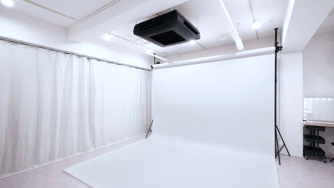 【初回30%OFF🔥】3月OPEN✨背景紙3.56m×天井高3.3m|白ホリ撮影スタジオ📸|駅2分|24時間OKの写真5