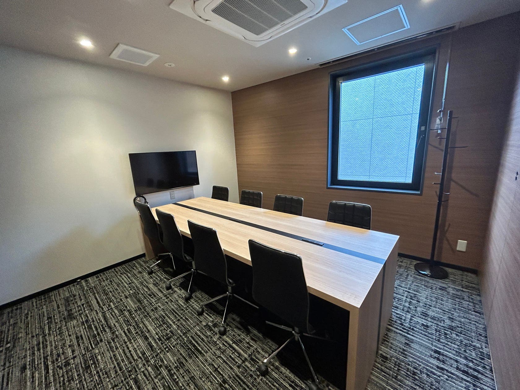 ＜EDGE名駅 Meeting Room2＞名古屋駅徒歩10分🚃8名収容🪑Wi-Fi📶会議/商談/面談/ワークショップの写真1