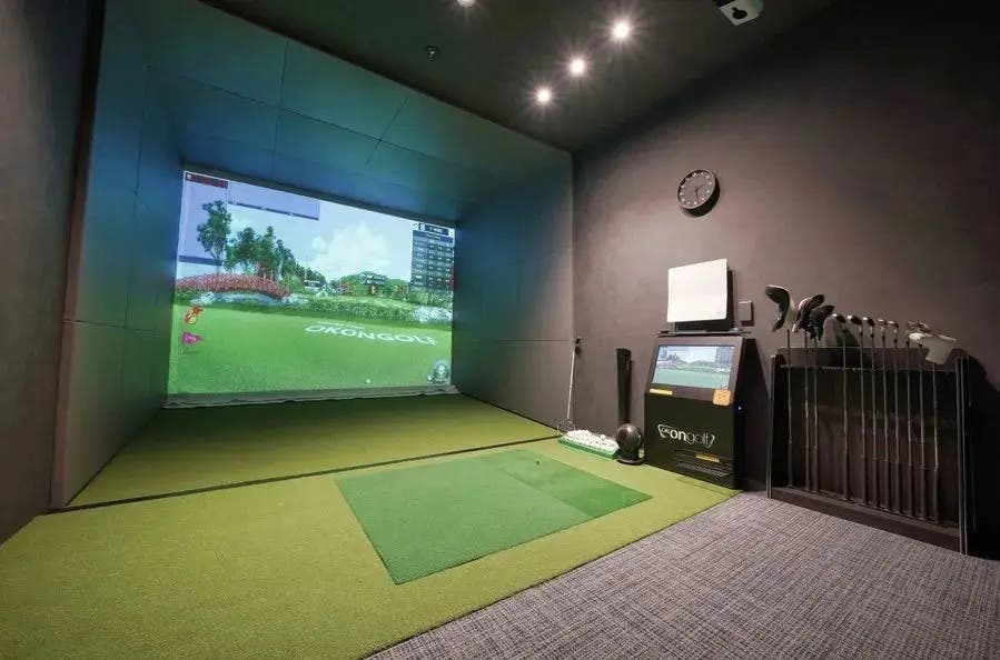 【GOLFNEXT24 ユーカリが丘店】C　想像を超えるシミュレーションゴルフ体験！⛳たっぷり80分♪の写真1