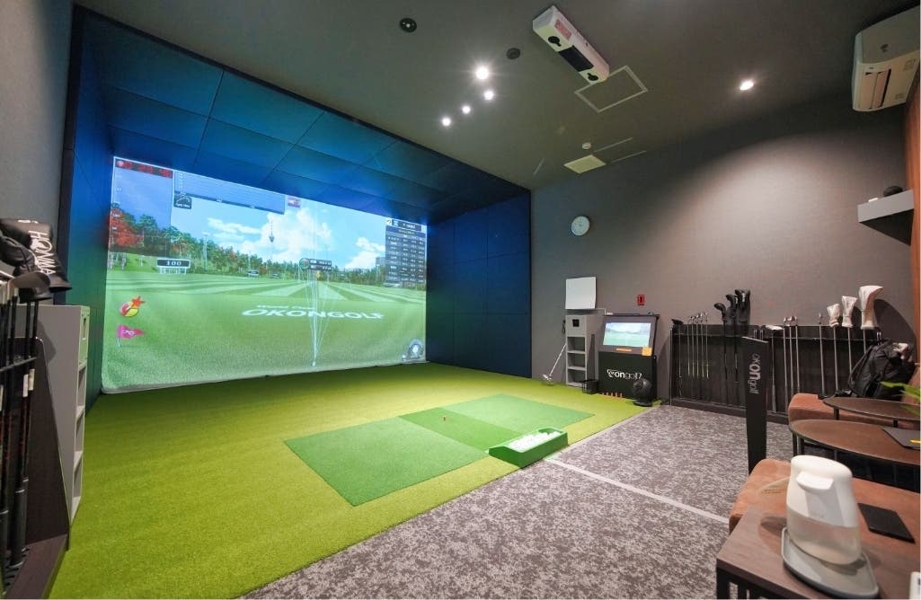 【GOLFNEXT24 一宮店】E ※レフティ様優先ルーム 想像を超えるシミュレーションゴルフ体験！⛳たっぷり80分♪の写真1