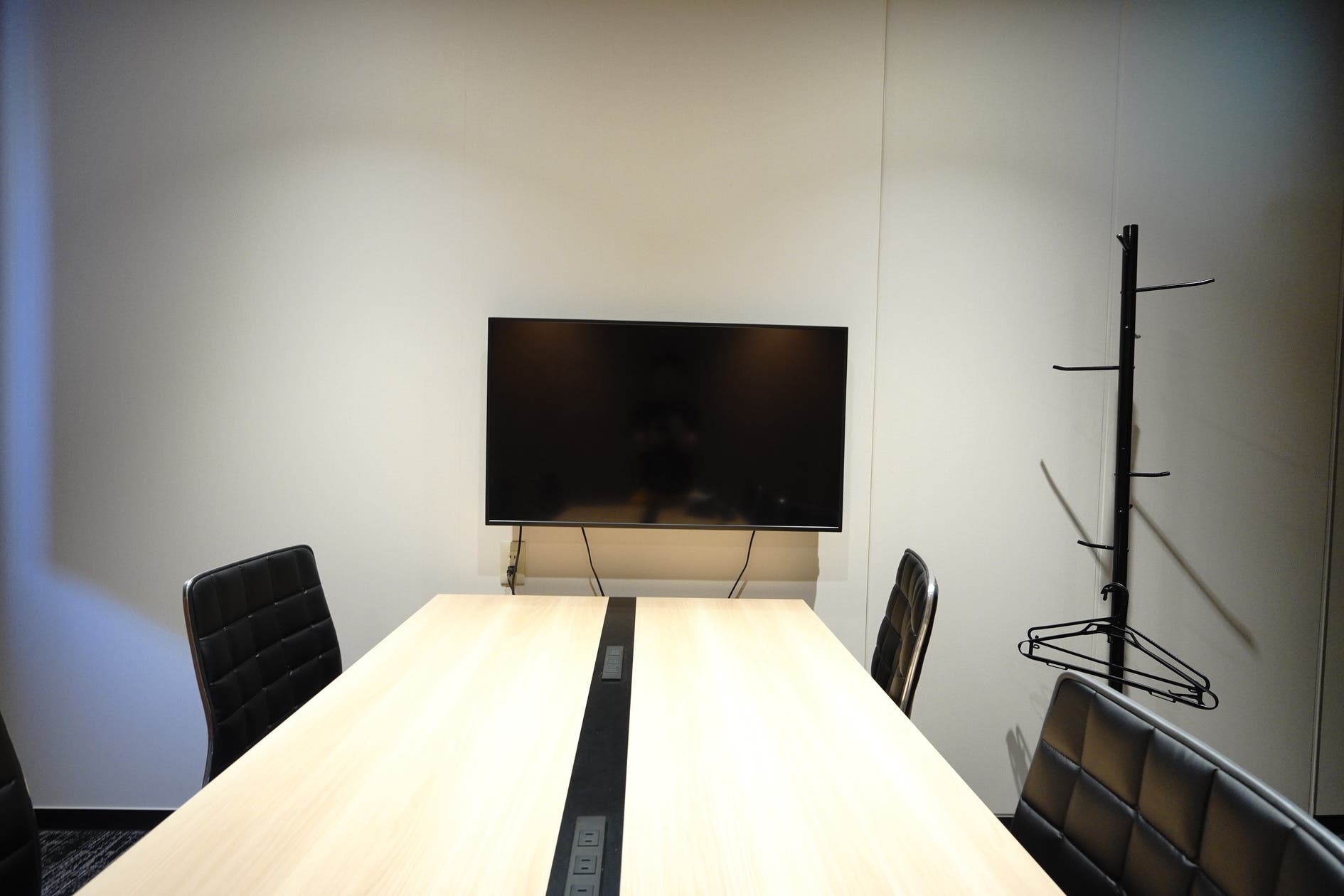 ＜EDGE名駅 Meeting Room1＞名古屋駅徒歩10分🚃6名収容🪑Wi-Fi📶会議/商談/面談/ワークショップの写真8