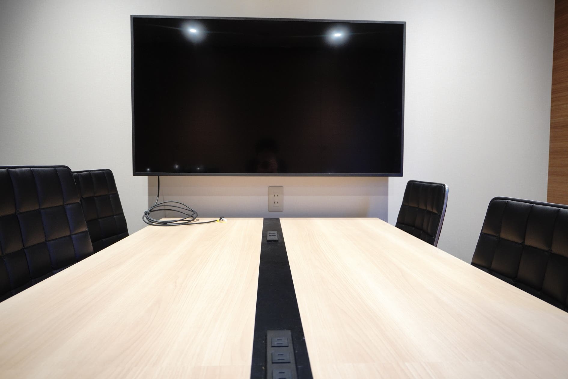 ＜EDGE名駅 Meeting Room2＞名古屋駅徒歩10分🚃8名収容🪑Wi-Fi📶会議/商談/面談/ワークショップの写真6