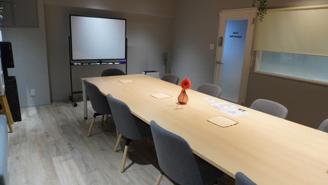 【リニューアル 港区・赤坂の会議室Room1】溜池山王駅徒歩3分!カフェスタイル会議室-ペチャクチャレンタルスペースの写真4