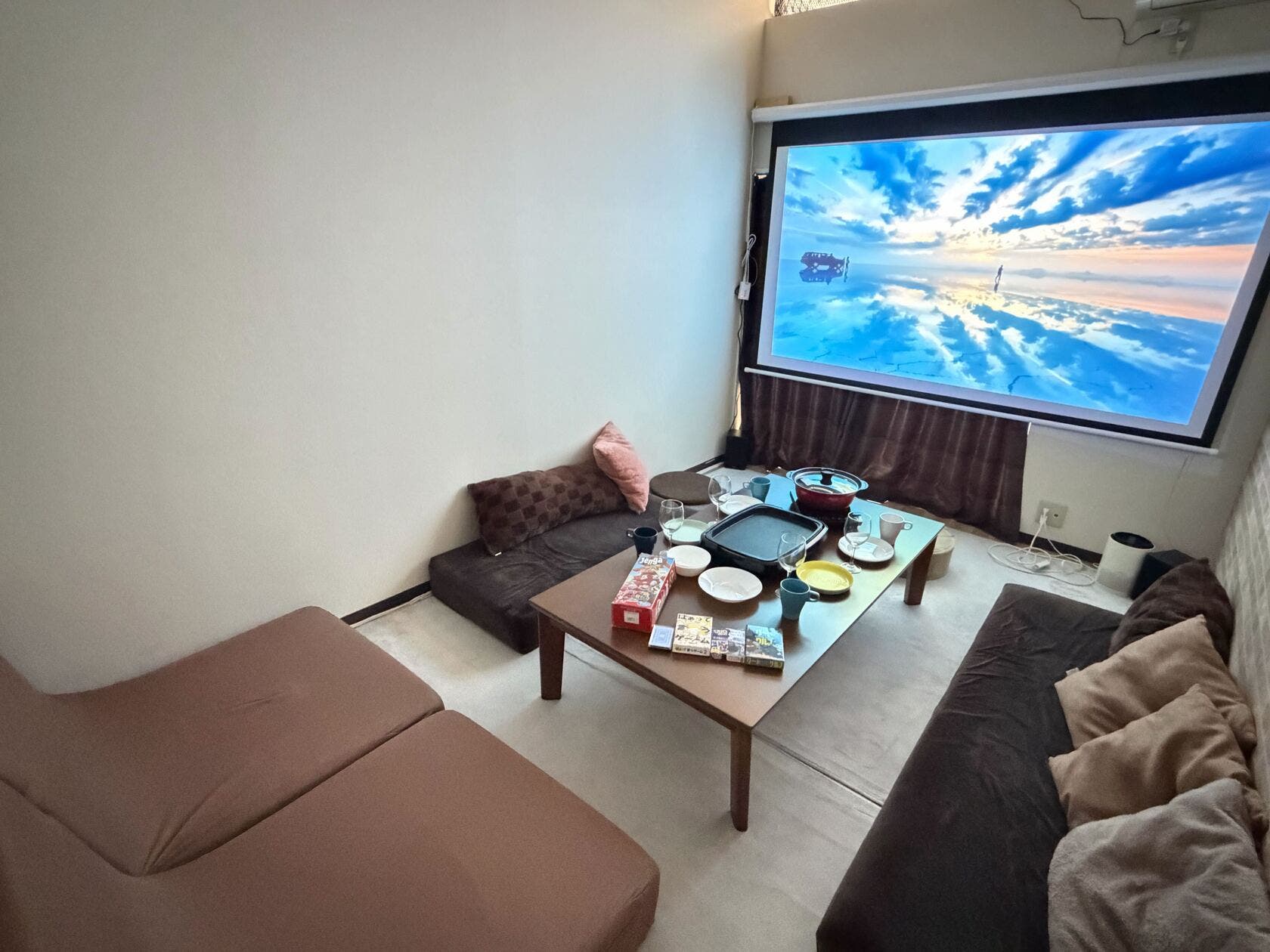 【U-SPACE立川2】立川駅チカ！100㌅大画面📺大人気ゲーム機🎮Netflix🎬鑑賞会🎥たこパ🐙ゴロゴロ💤 の写真1