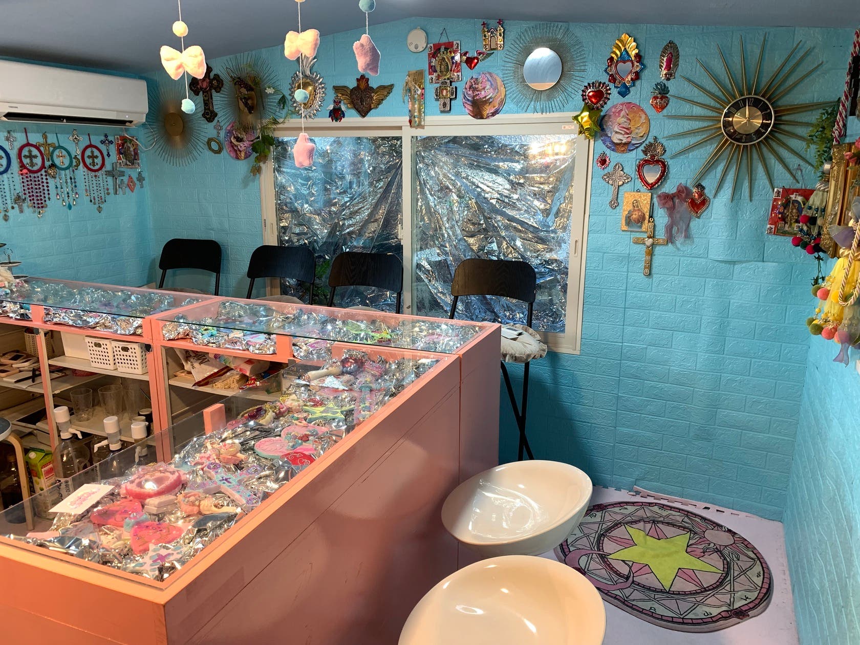 高円寺の小さな秘密基地｜飲食・ポップアップ・撮影・展示・イベントなど、アイデア次第で自由に楽しめる特別なレンタル空間の写真5