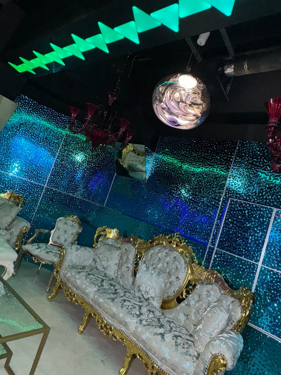 【新宿駅5分】幻想的で非日常な空間｜撮影・創作・特別なひとときに最適の写真7