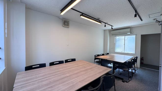 渋谷駅C2出口より直進1分!青山通り(246)と明治通り交差点付近位の貸会議室の写真4