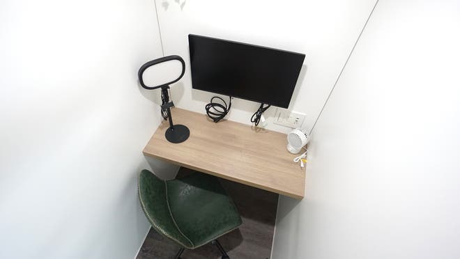 <PaO Work 東陽町No.1>1人用個室🚪Wi-Fi📶電源🔌モニター🖥️テレワーク/オンライン会議/面接の写真1