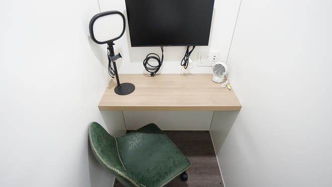 <PaO Work 東陽町No.4>1人用個室🚪Wi-Fi📶電源🔌モニター🖥️テレワーク/オンライン会議/面接の写真4
