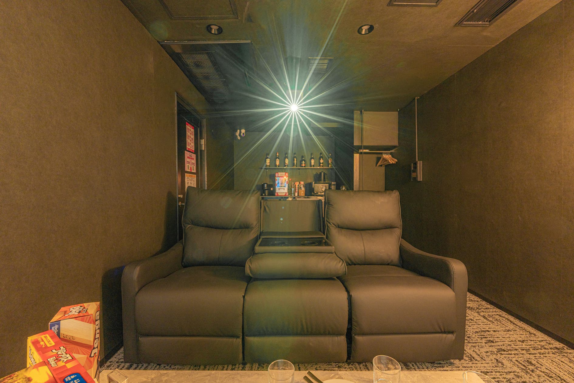 スペモシネマ🎬️すすきの駅5分🍷ゴミ無料👌🏻プロジェクター🎥映画🍿ゲーム🎮722_SpemoCINEMA札幌2ndの写真13