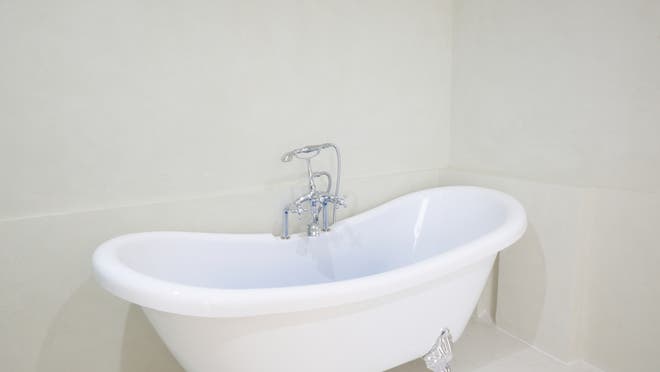【秋葉原駅徒歩6分】バスタブ🛀バーカウンター🍷自然光×白壁✨ガーリーピンク💗全4エリアの完全個室スタジオの写真6