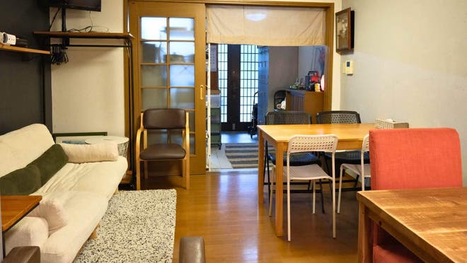 【天王寺駅】超好利地💛最大12名着席可💛プロジェクター・ホワイトボード全て無料❣キッチン備品充実❣ガスコンロ/調理パーティーの写真8