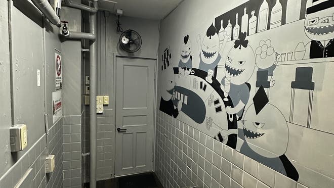 ようこそALLINへ!北新地駅、徒歩5分、便利な立地、アクセスも抜群!広々としたスペース 皆様のご利用を心よりお待ちしておりますの写真6