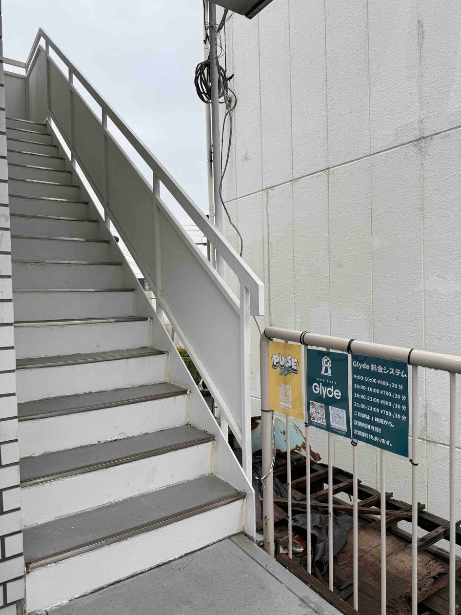 JR高槻駅徒歩12分のレンタルスタジオの写真1