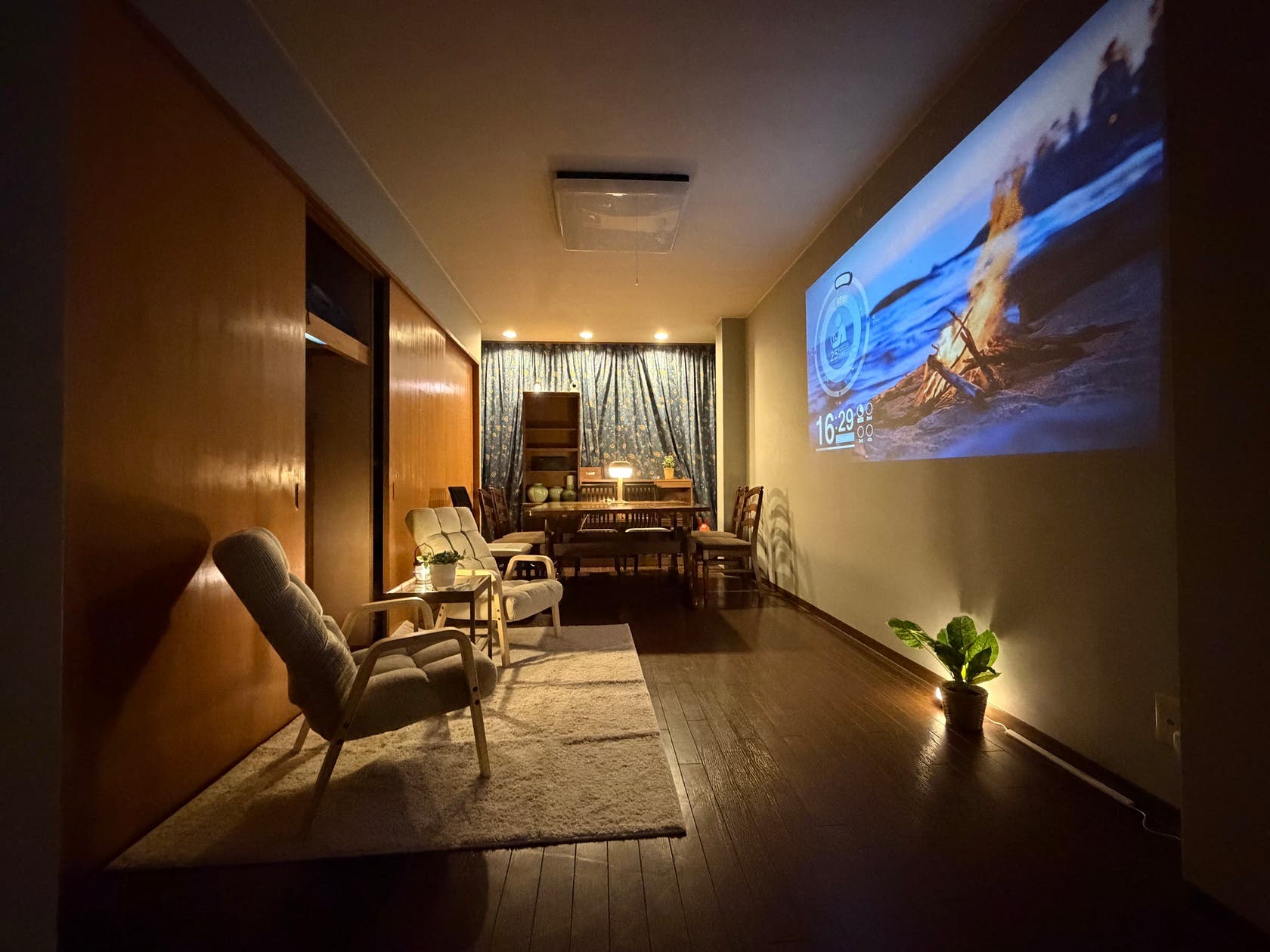 🎬🛋️ソファでまったり💕100インチ大画面シアタールーム✨大宮駅2分の写真4